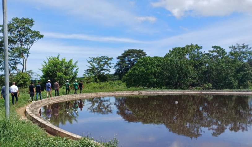 Sungai Solang Diduga Tercemar Limbah Pabrik Sawit, DLH dan DPRD Mukomuko Sidak Tanpa Sampel
