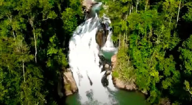 Wisata Air Terjun Terpopuler dan Instagramable di Kabupaten Kaur ...