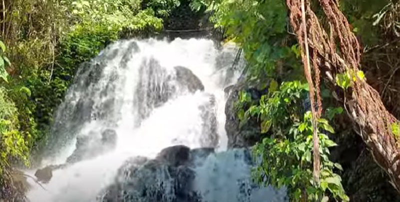 Surga Tersembunyi di Buleleng! Berikut 8 Fakta Air Terjun Jembong Ambengan
